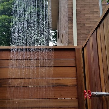 75 Traditional Outdoor Shower Deck Ideas You'll Love - March, 2022 | Houzz