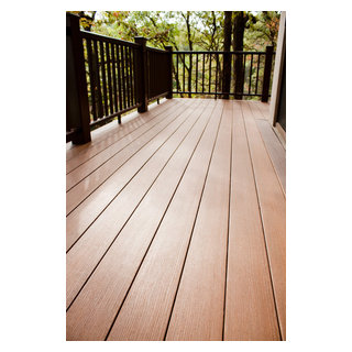Modern Azek Deck - Modern - Deck - Kansas City - by Creative Concepts ...