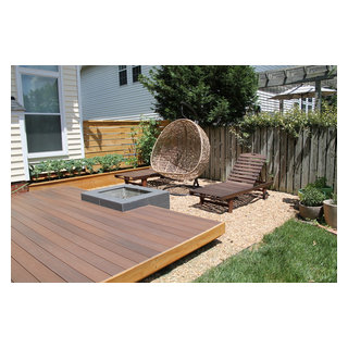 Modern Platform Deck and Outdoor Space - Minimalistisch - Terrasse ...