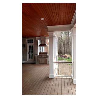 Partially enclosed deck painted columns - Farmhouse - Deck - Oklahoma ...
