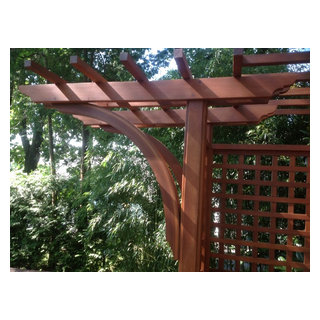 Pergola and Privacy Screen (detail) - Asiatisch - Terrasse - New York ...