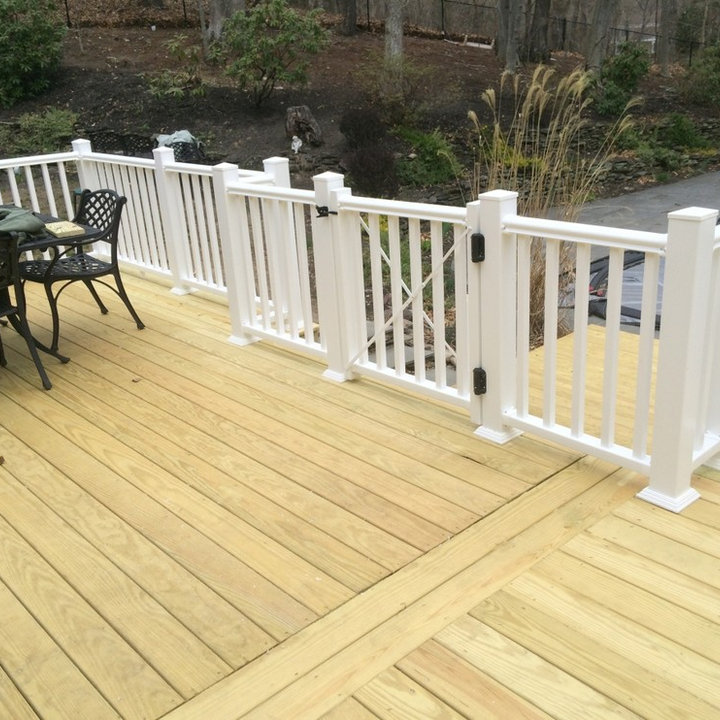 Pressure Treated Railing - Photos & Ideas | Houzz