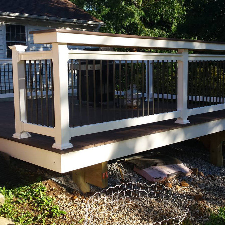 Deck Rail Bar - Photos & Ideas | Houzz