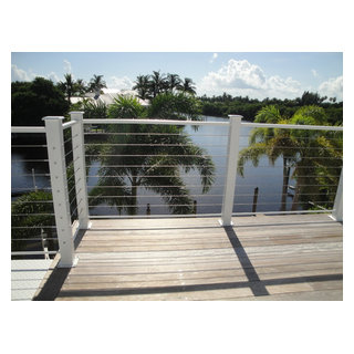 Railing - Beach Style - Beach Style - Deck - Miami - by Mullet's ...