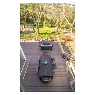 Rob Roy Decks (Azek) - Contemporary - Deck - Austin - by TimberTown | Houzz