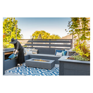 Seattle Urban Living - Contemporary - Deck - Seattle - by SCJ Studio ...