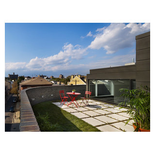 Split Level House - Moderne - Terrasse en Bois - Philadelphie - par ...