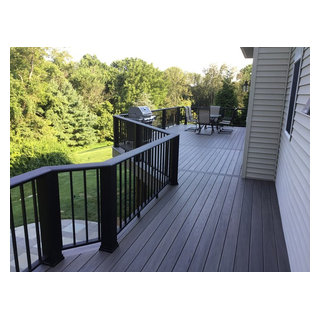 Timbertech Ashwood Deck with Cocktail Rail - Contemporain - Terrasse en ...