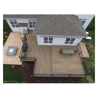 Timbertech legacy deck with aluminum rails with lighted post caps ...