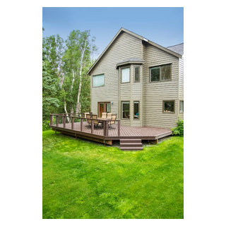 Trex Entry Walkway and Side Deck with Cable Rail - Contemporary - Deck ...