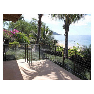Ultra-tec® stainless steel cable railing system - Modern - Deck - Las ...