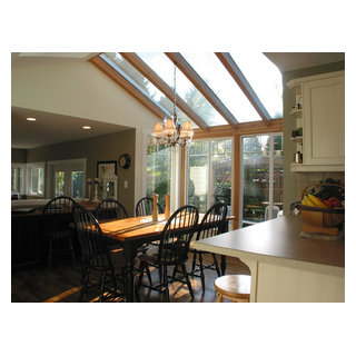 Breakfast Nook With Sky Roof - Traditional - Dining Room - Vancouver ...