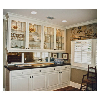 Butler Buffet - Traditional - Dining Room - Tampa - by Zimmermann ...