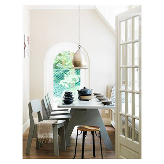 Crisis table and chairs in plywood - Contemporary - Dining Room ...