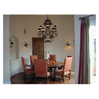 New Build #1 - 地中海 - ダイニング - フェニックス - Romack Builders | Houzz (ハウズ)