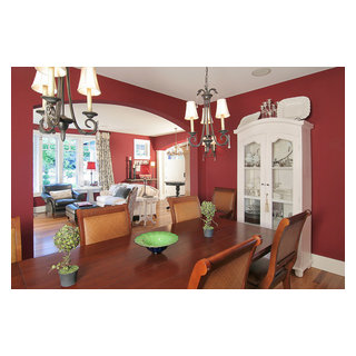 Seattle Box Style - Traditional - Dining Room - Seattle - by Kristi ...