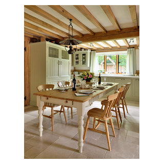 Traditional oak frame kitchen - Shabby-chic Style - Dining Room - Other ...