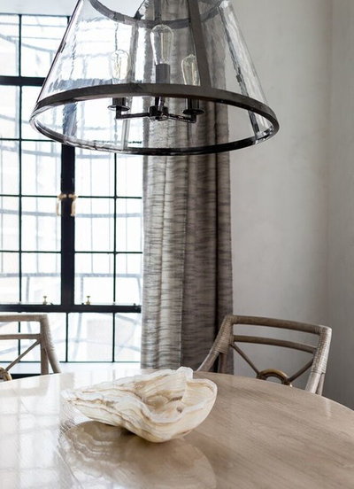 Color and Texture Create an Elegant Living Room