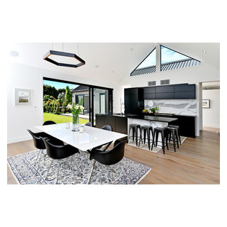 Wrybill - Modern - Dining Room - Auckland - by Bridgens Construction ...