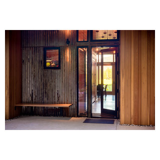 Big Rock House - Rustic - Entry - Seattle - by Johnston Architects | Houzz
