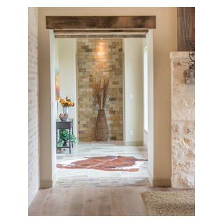 Builder Model | Copper Ridge | New Braunfels, Texas - Farmhouse - Entry ...