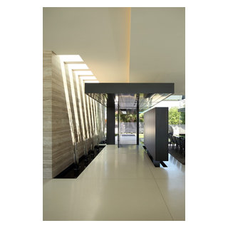 Carla Ridge Residence - Modern - Entry - Los Angeles - by Michael Lee ...
