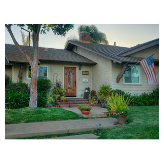 Classic Entry Door Design Ideas - Traditional - Entry - Orange County ...