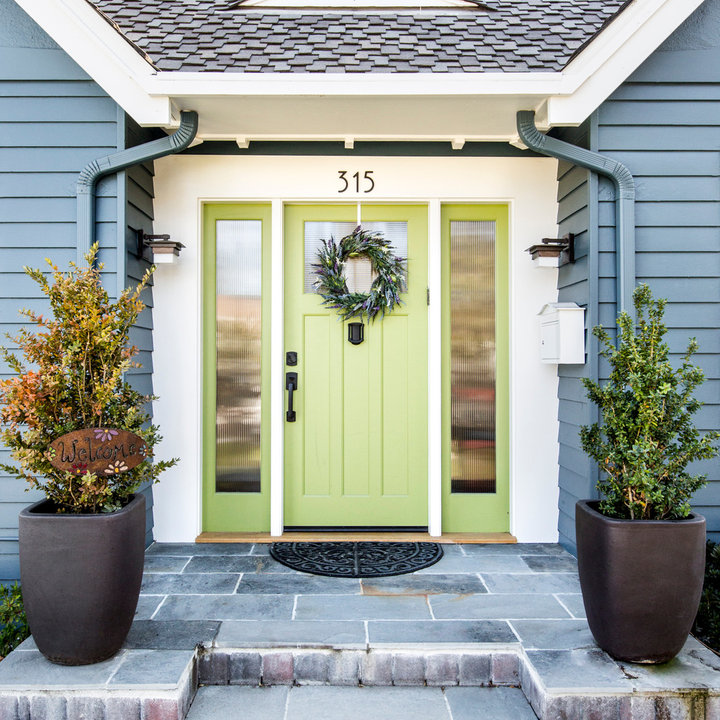 おしゃれな玄関 (緑のドア) の画像 75選 - 2025年4月 | Houzz (ハウズ)