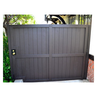 Craftsman Style Gates - Craftsman - Entry - Los Angeles - by Harwell ...
