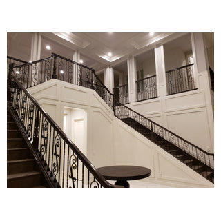 Custom 23' High Entry, Loft & Master Coffered Ceilings, Wainscoting ...