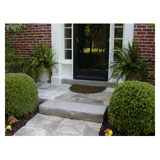 Flagstone Walkway & Steps - Traditional - Entry - St Louis - by Poynter ...