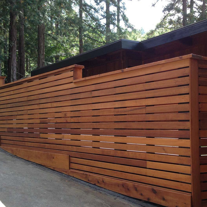 Horizontal Wood Fence - Photos & Ideas | Houzz