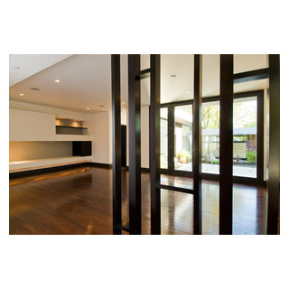 Interchange - Modern - Entry - Portland - by RAINIER PACIFIC | Houzz