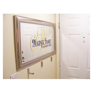 Maillardville Manor-Mudroom - Minimalistisch - Eingang - Vancouver | Houzz