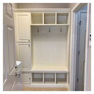 Maple Hall Tree Built-In - Modern - Entry - Atlanta - by 62 Screws | Houzz