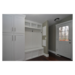 Millcreek Brick Rambler - Traditional - Entry - Salt Lake City - by ...