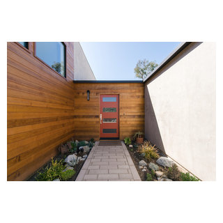 modern red entry door at cedar siding - Contemporary - Entry - Los ...