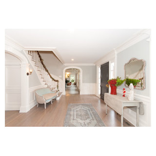 Neo-classical House - Farmhouse - Entry - New York - by La Grange de S ...