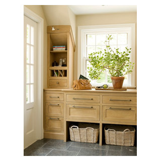 New Canaan II - Traditional - Entry - New York - by Orrick & Company ...