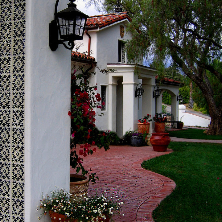 Spanish Revival Architecture - Photos & Ideas | Houzz