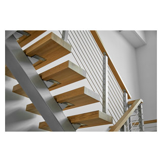 Speedboat Silver Rod Railing - Modern - Staircase - Other - by Viewrail ...