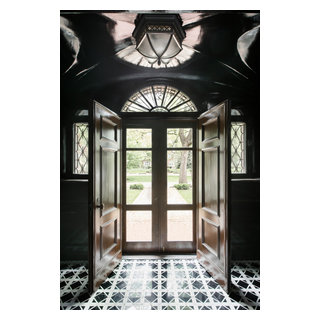 Vestibule - Traditional - Entry - St Louis - by Savvy Design Group | Houzz