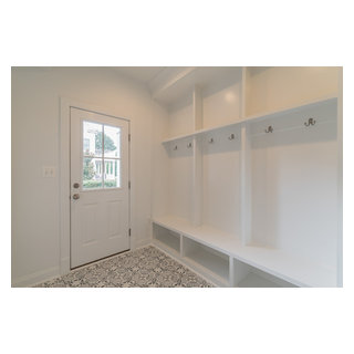 Wellington Model 2018 - Entry - DC Metro - by Wakefield Homes, LC | Houzz