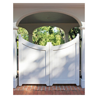 Wood Gateway - Traditional - Entry - Kansas City - by NSPJ Architects ...