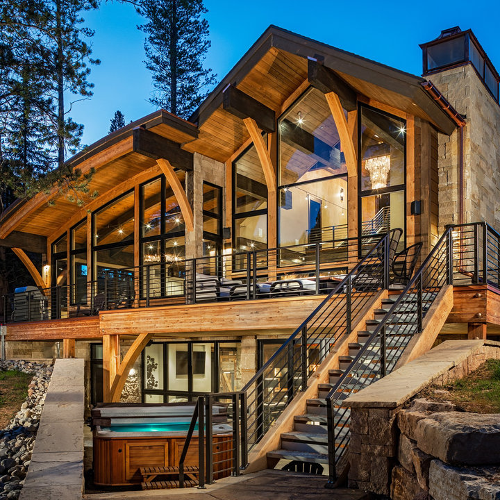 75 Beautiful Glass House Exterior Ideas and Designs - August 2025 ...