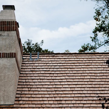 Pole Gutter - Photos & Ideas | Houzz