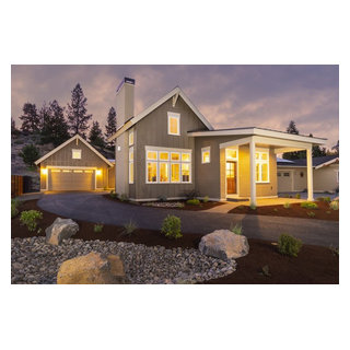 American Farmhouse, Bend Oregon - Farmhouse - Exterior - Portland - by ...