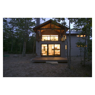 An edgy guest house - Modern - Exterior - Boston - by Knight Associates ...