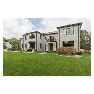 Angled Front View - Modern - Häuser - Indianapolis - von Eaton Custom ...