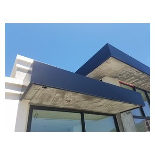 Anodized Aluminum .050 LA Extra Dark Bronze. Custom Home, Glendale CA ...